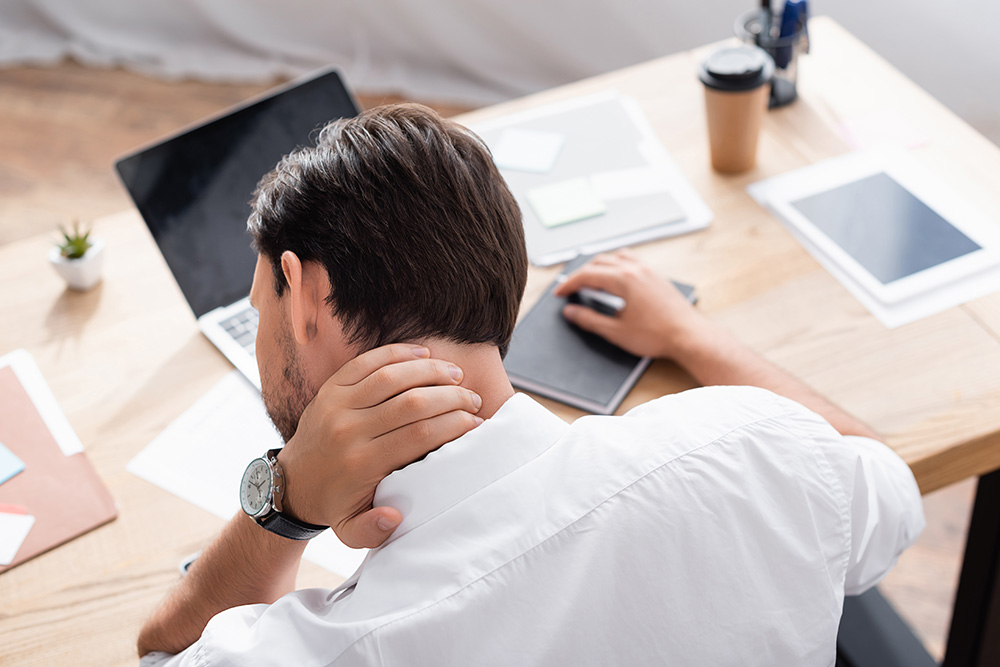 Need Cracking? - MedAmerica Physical Therapy & Chiropractic